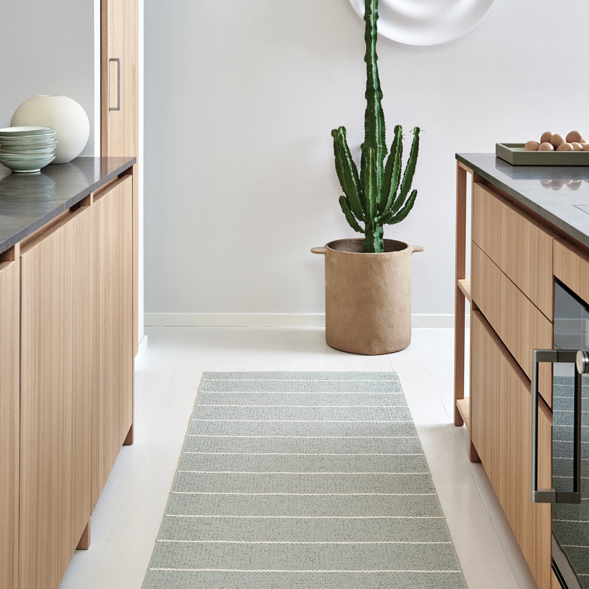 Carl Reversible Indoor / Outdoor Swedish Woven Plastic Rug - Five Sizes ...