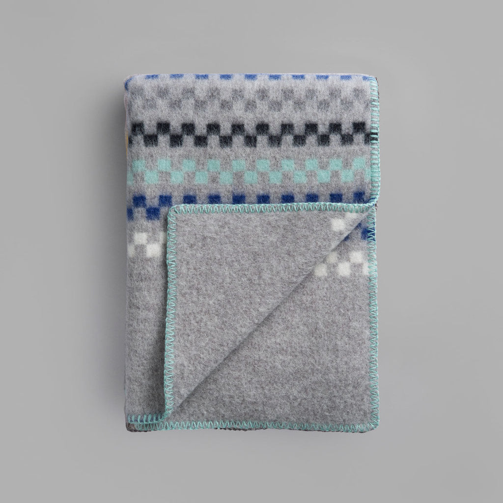 Norwegian Wool Blankets & Throws – FJØRN Scandinavian