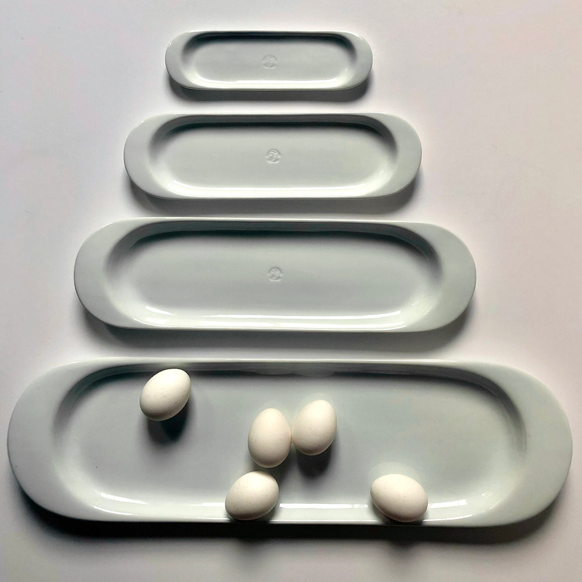Wing Tray, White Porcelain - 4-Piece Set by Kay Bojesen – FJØRN ...